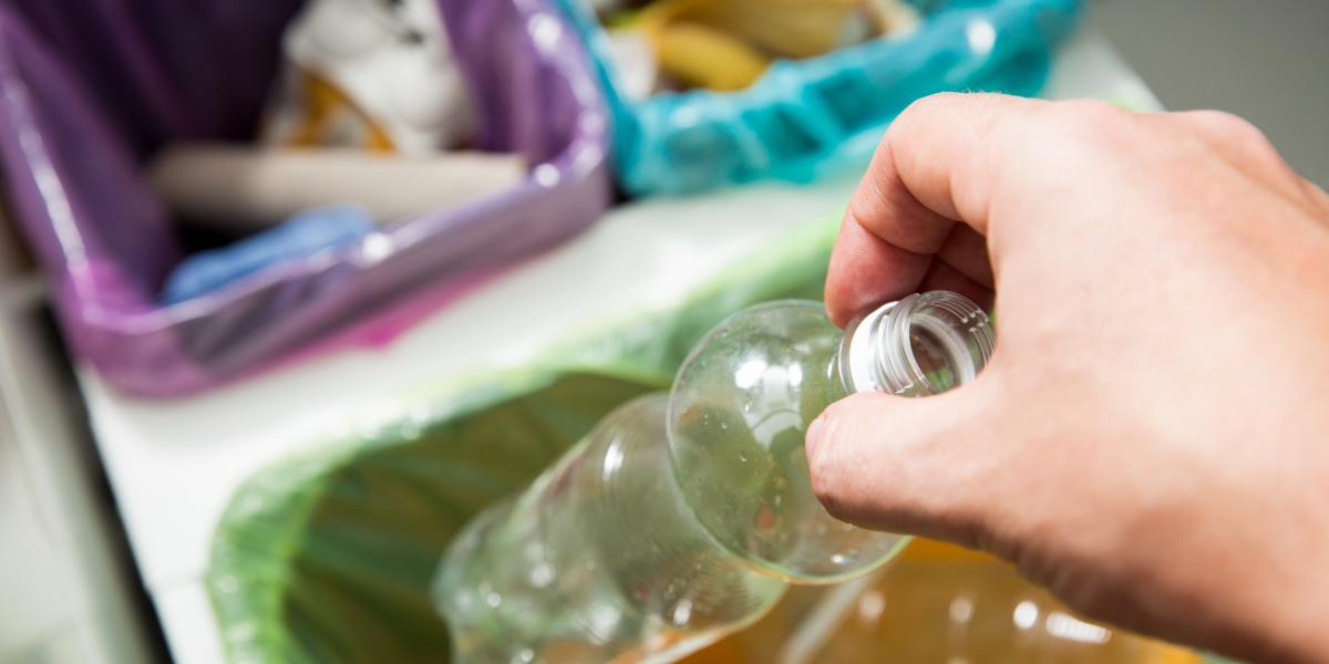 Recycling Tracker Report Spring 2022 | WRAP - The Waste and Resources ...